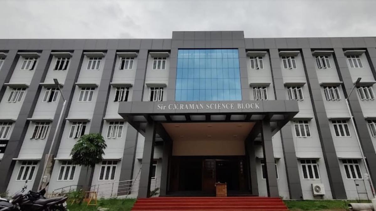 iTNT hub to come up at Anna University - The Hindu